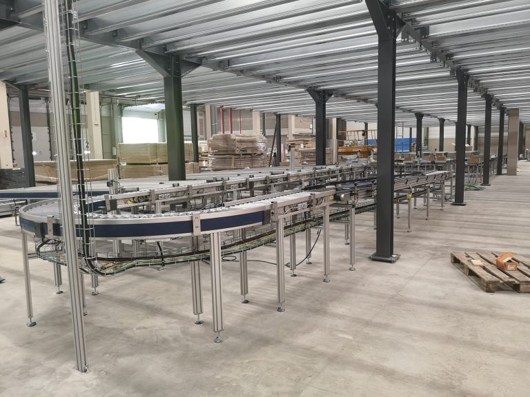 Conveyor belts for logistics & distribution - Easy conveyors