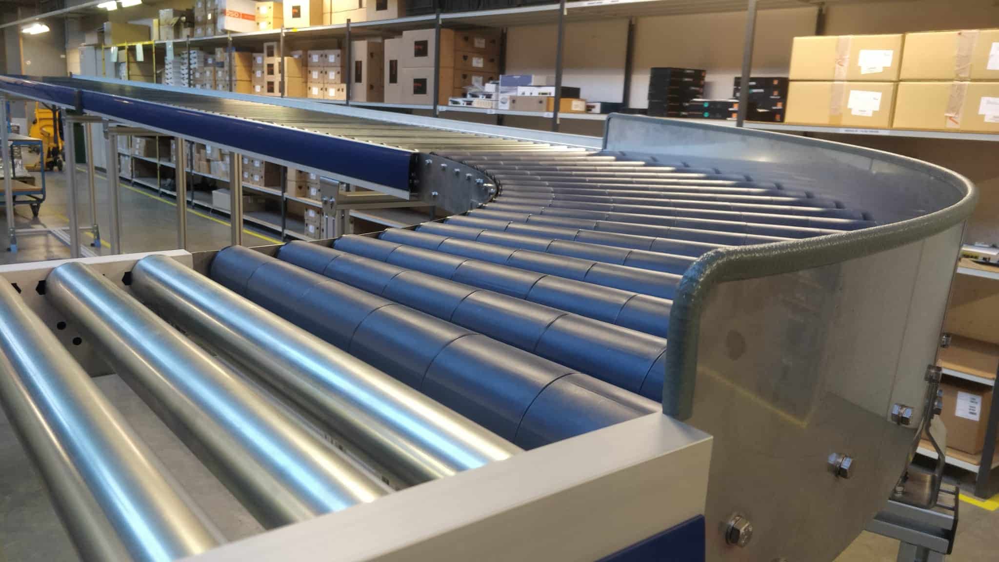 Roller conveyors to transport crates, boxes, polybags and pallets